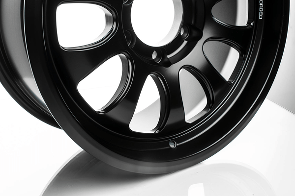Titan 7 T-AK1 18" 6x139.7 Machine Black | TAK118850206139106MB – UroTuning