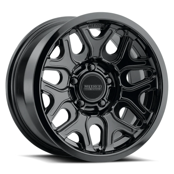 Method Race Wheels MR322 18" 8x165.1 Gloss Black | MR322890801318 ...
