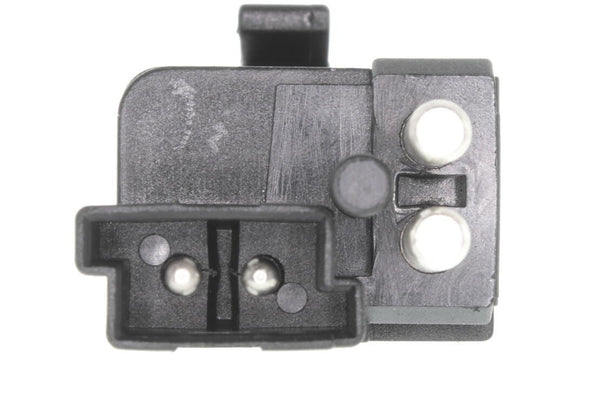 Stop Light Switch - Mercedes-Benz | A0015450109 – UroTuning
